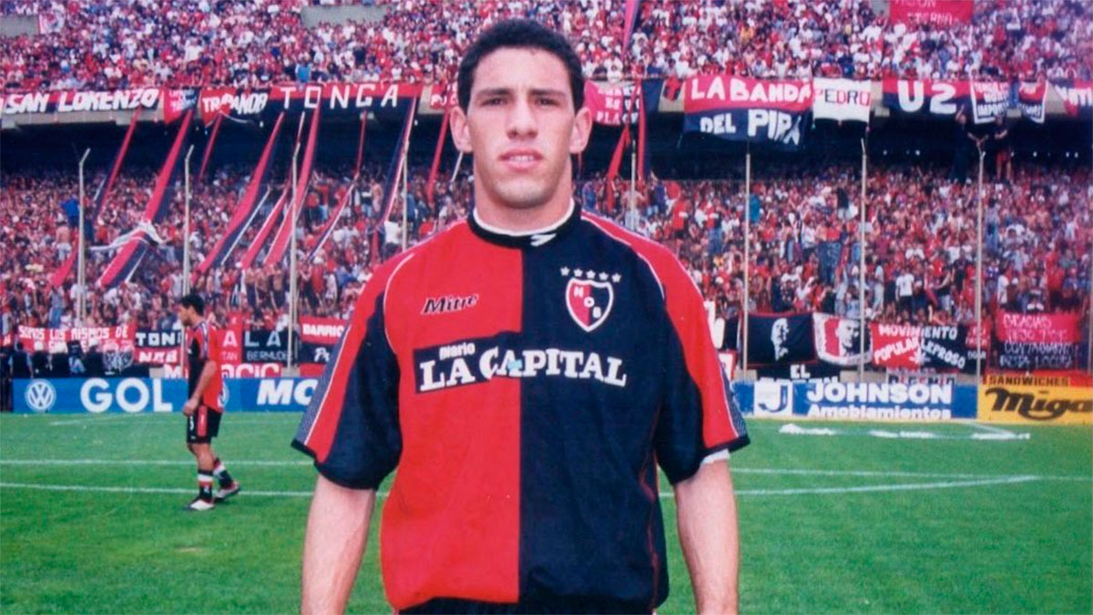 Fiera de festejo: se cumplen 21 años del debut de Maxi Rodríguez – El ...