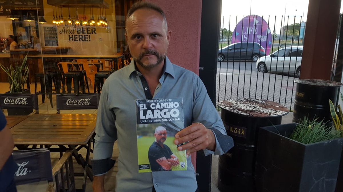 Javier Torrente presentó su libro e hizo un repaso de su carrera ...