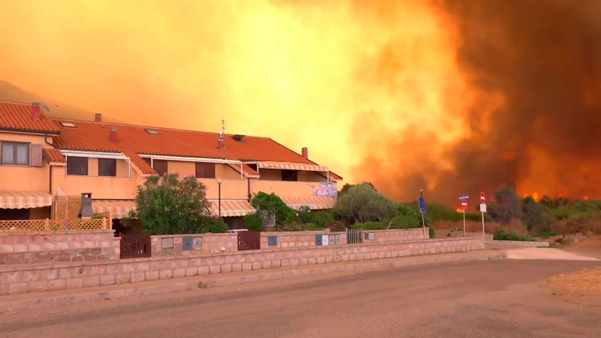 Una ola de calor provocó una serie de incendios en el sur de Europa ...
